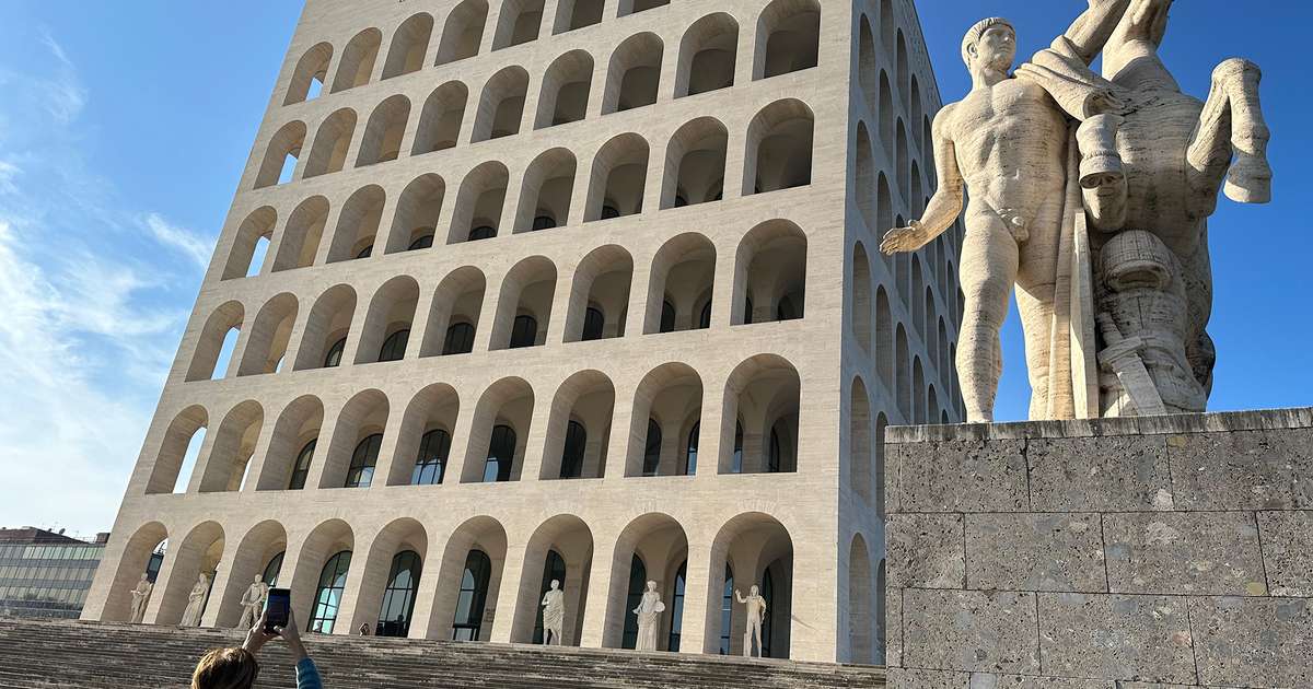 Mussolini's Rome Tour: Guided Tour of Fascist Rome's History and Iconic ...