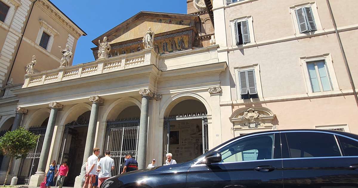 Rome in Comfort: Private Guided Tour with Personal Driver - Rome, the ...